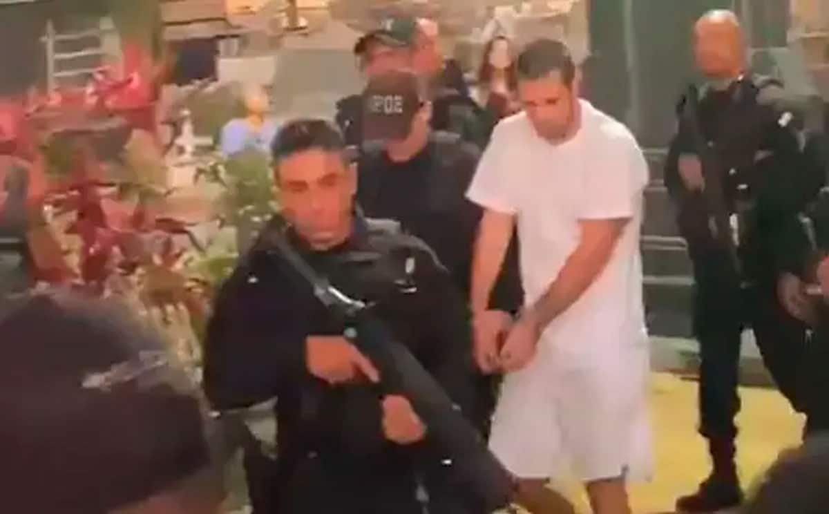 Preso do 8 de janeiro é levado algemado ao velório da avó - Saiba Mais ...